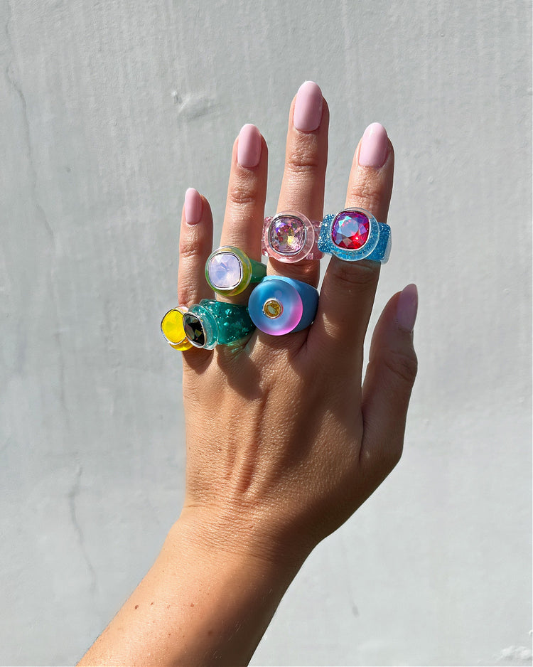 Unique Cocktail Rings | Colorful Acrylic Rings – MOUNSER